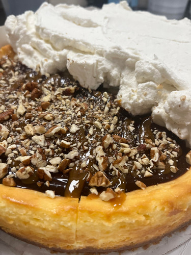 Half Banana Cream / Half Turtle Cheesecake | Cheesecake Funk