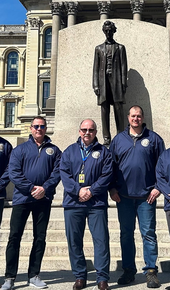 Members of the Illinois Senate and House of Representatives ...