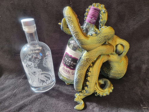 Octopus Gold Black Kraken bottle holder gift box set 3D print large ...