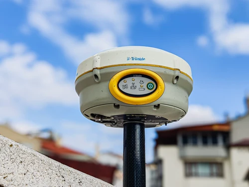 Trimble R4 buy GPS | Pali-Teknik rent