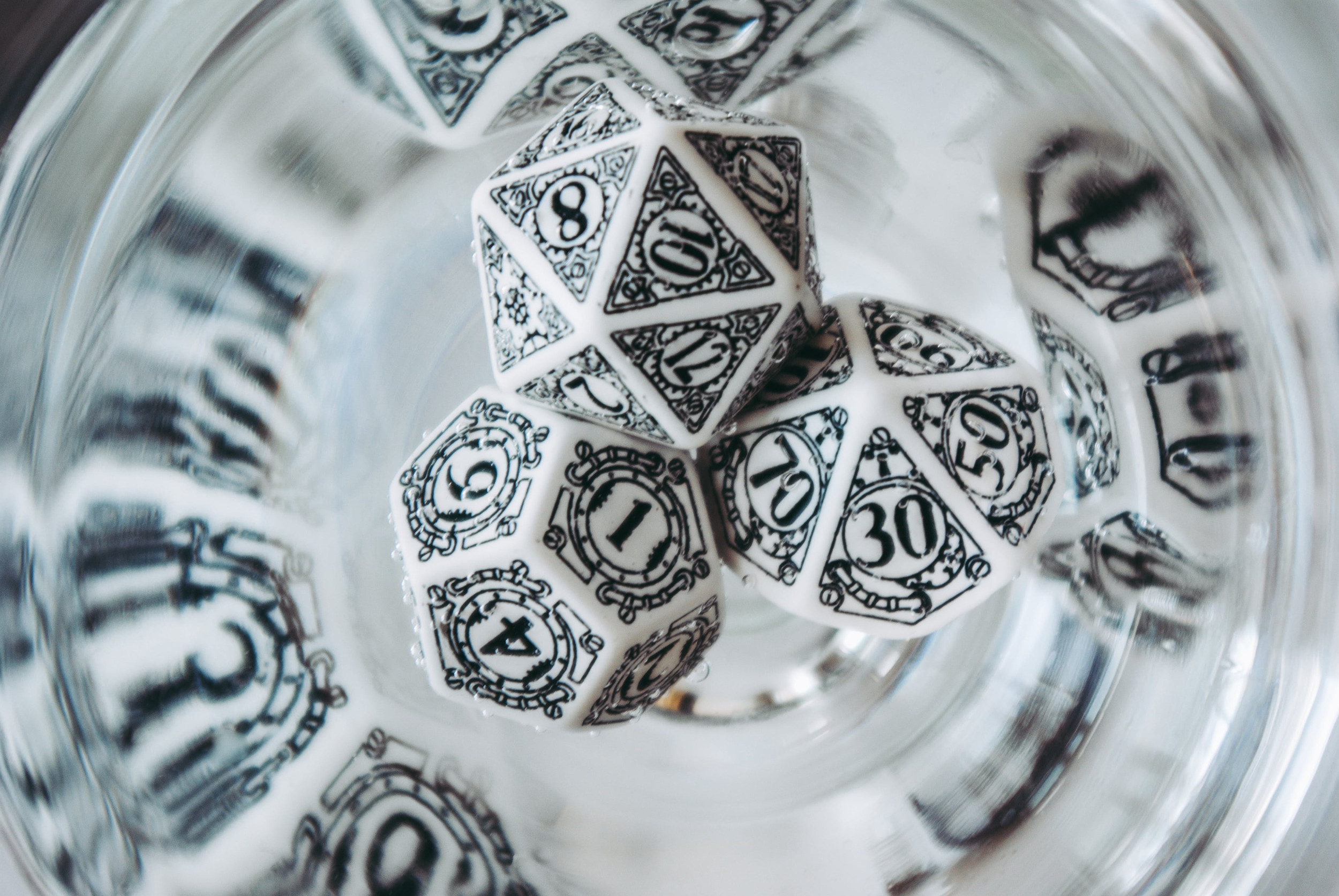 Best DnD Dice for Miniature Gaming: Exploring Dice Shapes, Materials ... Best DnD Dice for Miniature Gaming: Exploring Dice Shapes, Materials ...