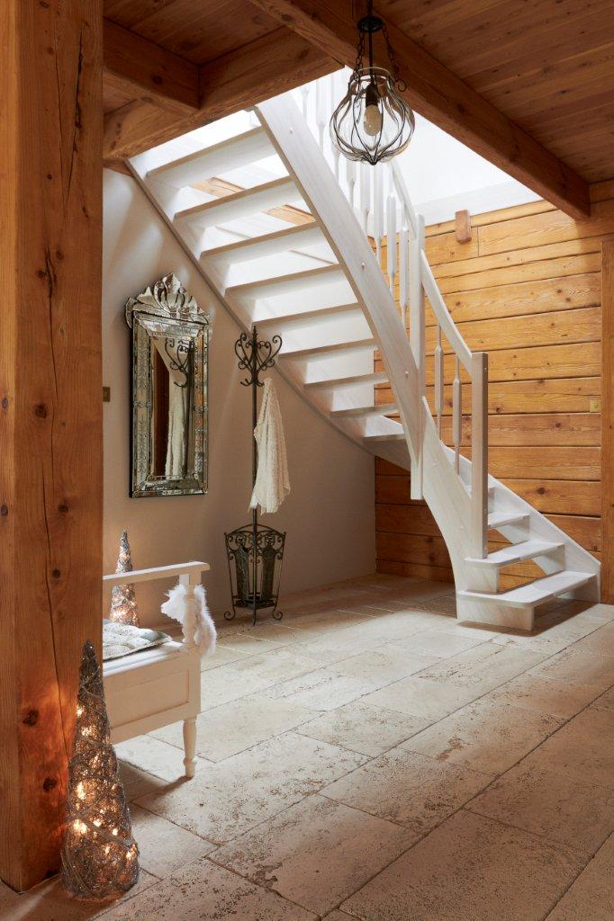 among spruce walls | Poco design