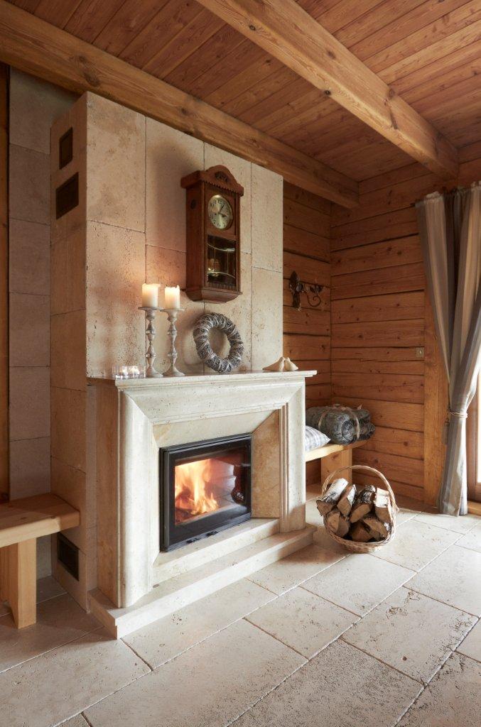 among spruce walls | Poco design