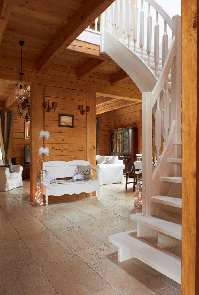 among spruce walls | Poco design