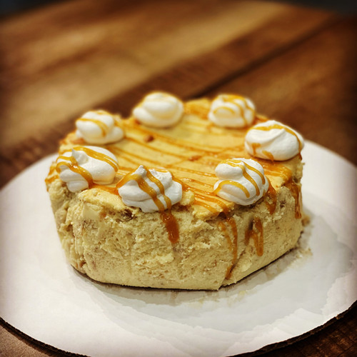 Banana Caramel Cheesecake | 24th Cheesecakerie