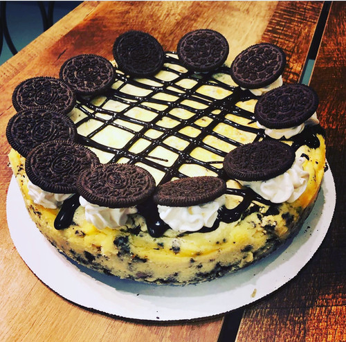 Cookies and Cream (Oreo) Cheesecake | 24th Cheesecakerie