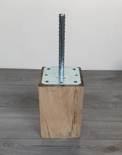 Flat steel post base 130mm | Swindon Oak