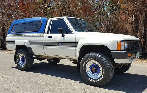 Toyota Hilux YN67 | kyushagarage