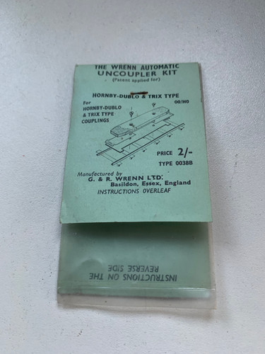 WRENN AUTOMATIC UNCOUPLER KIT | jwmodelrailways