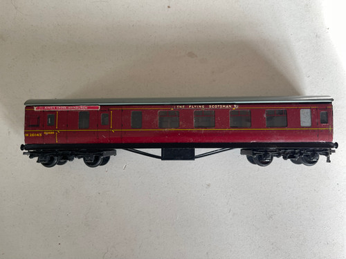 32023 D22 CORRIDOR BRAKE/2ND COACH M26143 - THE FLYING SCOTSMAN ...