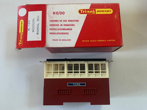 R.145 MODERN SIGNAL BOX (YORK) | jwmodelrailways