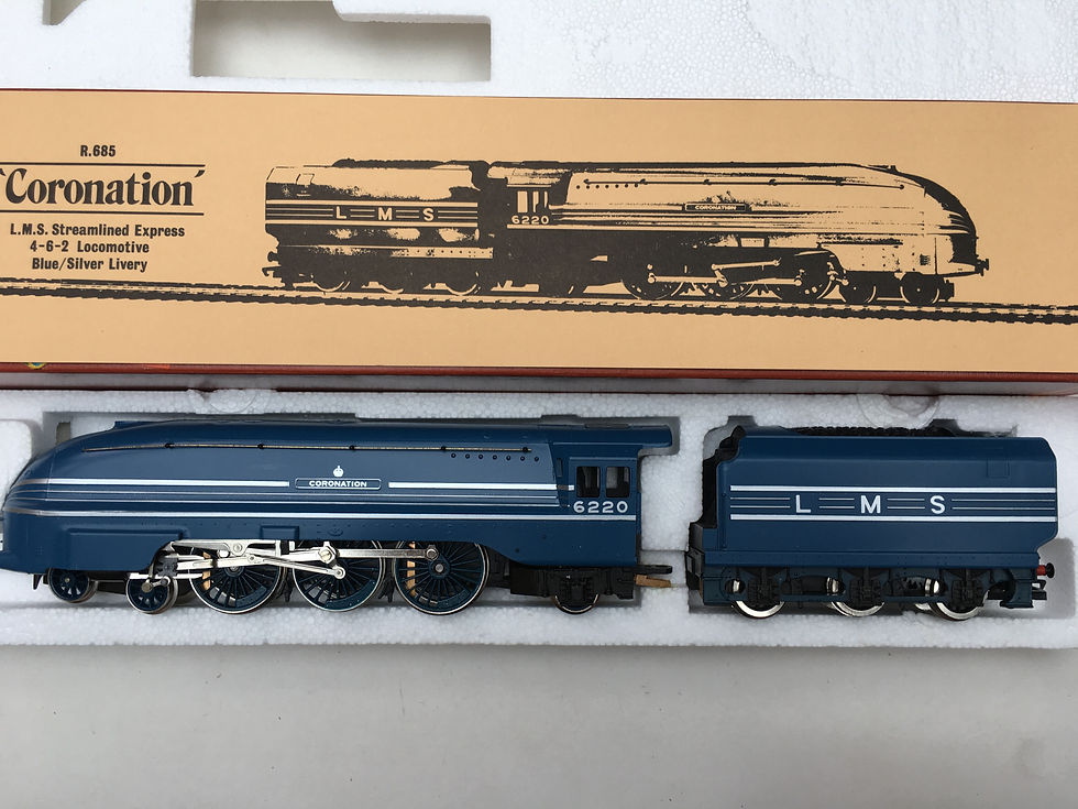 R.685 LMS 4-6-2 STREAMLINED EXPRESS CORONATION LOCO 6220 & TENDER ...