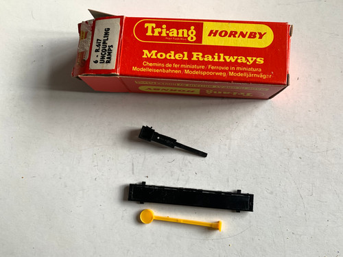 R.617 UNCOUPLING RAMP & MARKER POST | jwmodelrailways