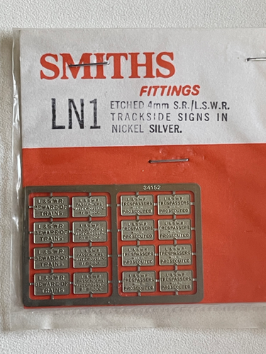 SMITHS - LN1 SR / LSWR ETCHED TRACKSIDE SIGNS IN NICKEL SILVER ...