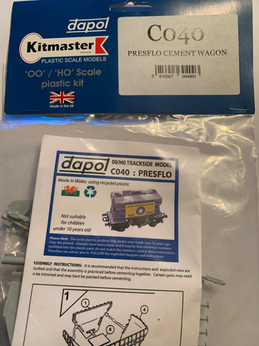 DAPOL C040 PRESFLO CEMENT WAGON | jwmodelrailways
