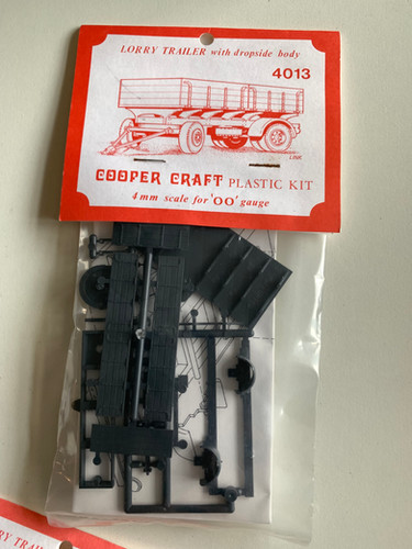 COOPER CRAFT 4013 LORRY TRAILER WITH DROPSIDE BODY | jwmodelrailways