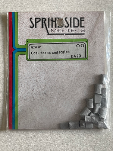 SPRINGSIDE MODELS - No DA73 COAL SACKS AND SCALES | jwmodelrailways