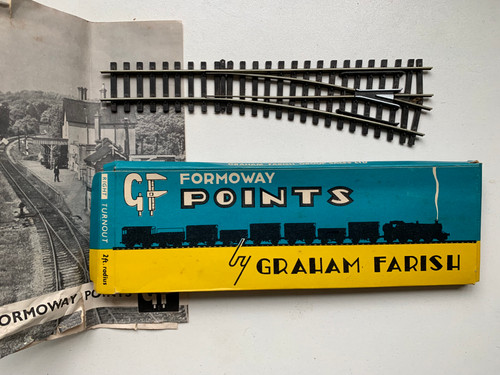 FORMOWAY POINTS - RIGHT TURNOUT - BOXED | jwmodelrailways