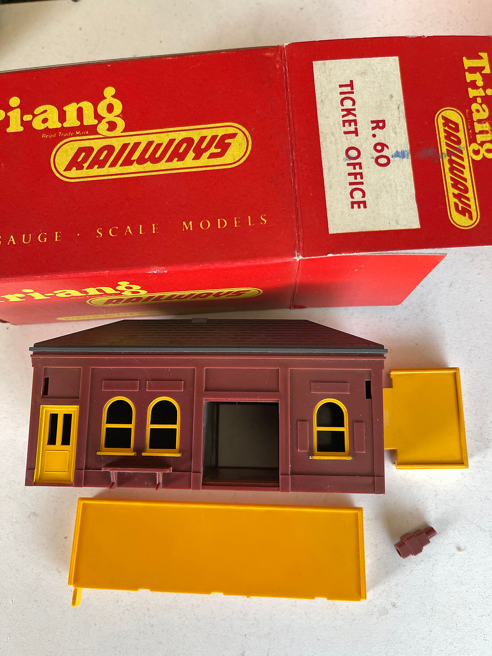 Tri-ang Track | jwmodelrailways