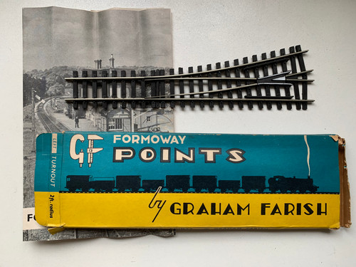 FORMOWAY POINTS - LEFT TURNOUT - BOXED | jwmodelrailways