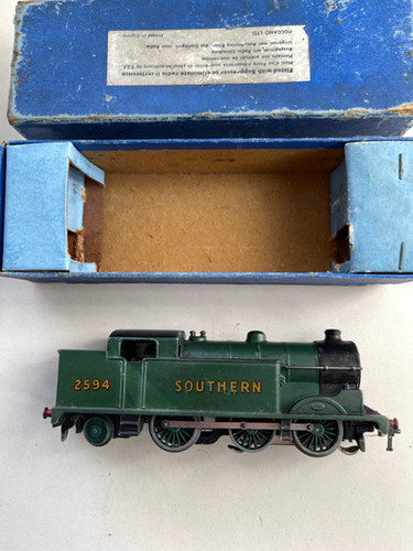 EDL7 0-6-2 SOUTHERN TANK LOCOMOTIVE 2594 | jwmodelrailways