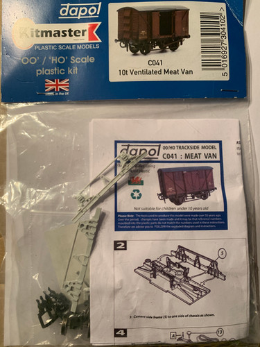 DAPOL C41 10T VENTILATED MEAT VAN | jwmodelrailways