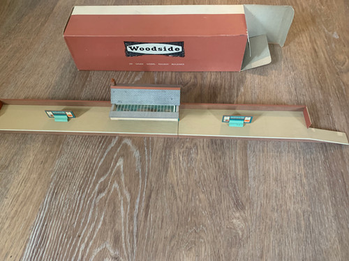 WOODSIDE No 2 W/P2 PLATFORM | jwmodelrailways