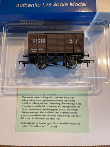 SR FISH VAN 46921 | jwmodelrailways