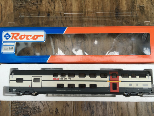 ROCO 45461 SBB 1ST CLASS DOUBLE DECKER COACH | jwmodelrailways