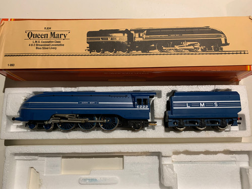 R.834 LMS 4-6-2 STREAMLINED CORONATION LOCO 6222 QUEEN MARY & TENDER ...