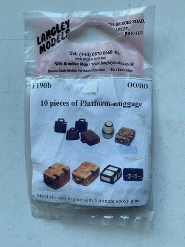 LANGLEY MINIATURE MODELS - F190b PLATFORM LUGGAGE (10 ITEMS ...