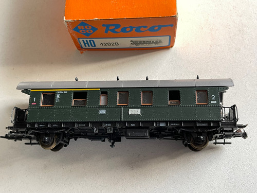 ROCO 4202B DB 36 024 1st/2nd CLASS PASSENGER COACH | jwmodelrailways