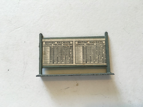 PLATFORM TRAIN TIMETABLE STAND | jwmodelrailways