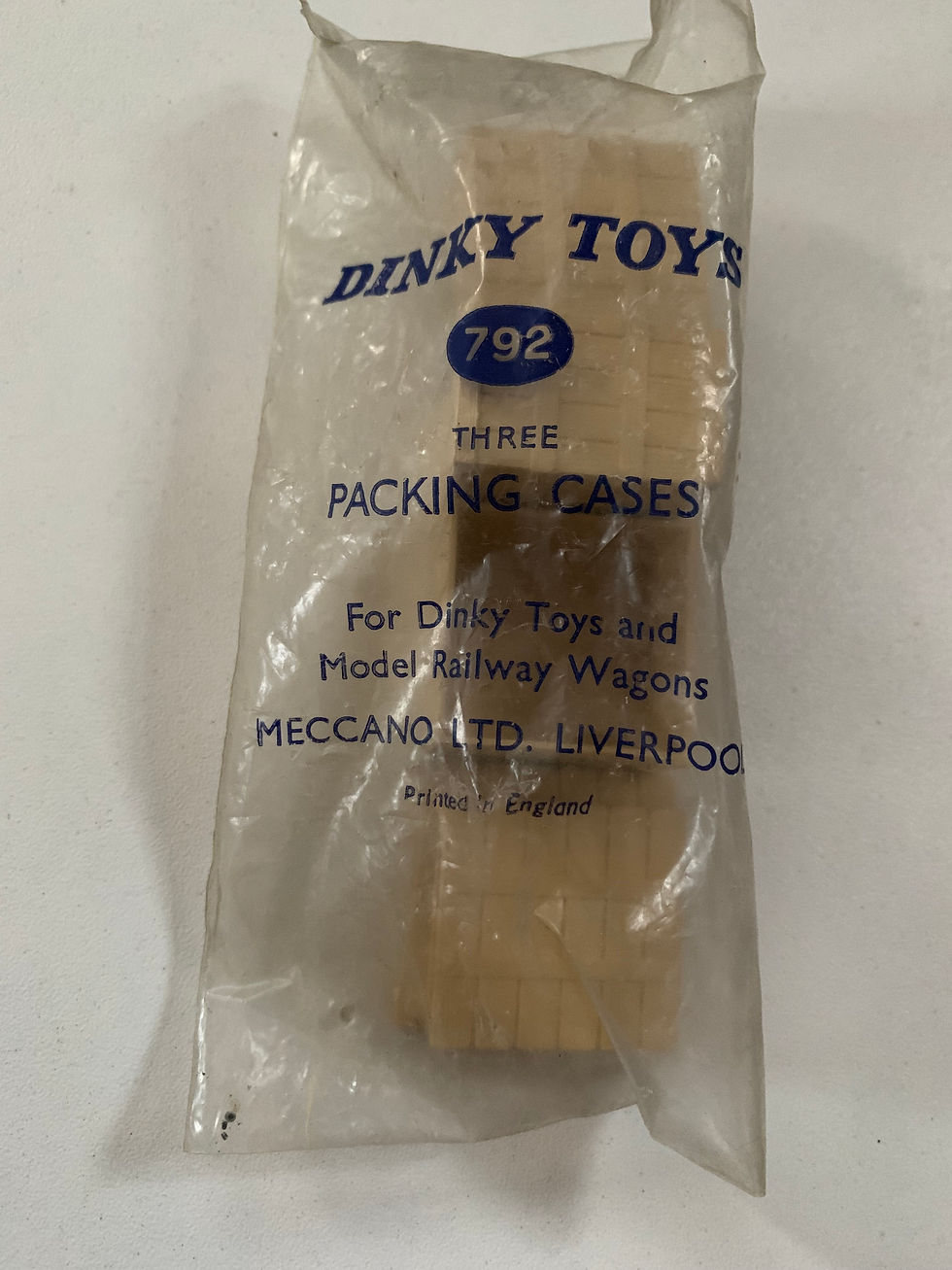 DINKY 792 THREE PACKING CASES | jwmodelrailways