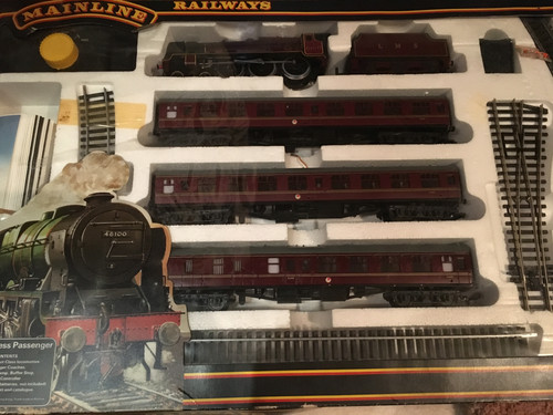ROYAL SCOT BR EXPRESS PASSENGER TRAIN SET | jwmodelrailways