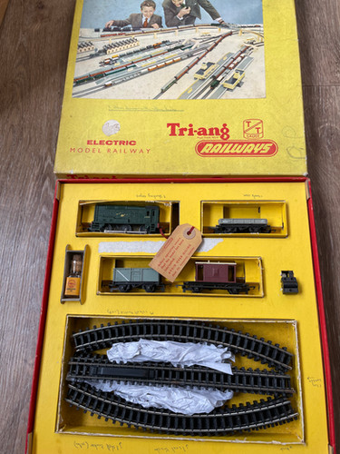 DIESEL SHUNTER TRAIN SET | jwmodelrailways