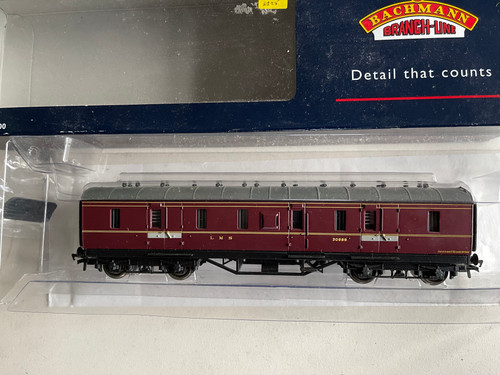 34-327A 50FT PARCEL VAN CRIMSON LMS | jwmodelrailways