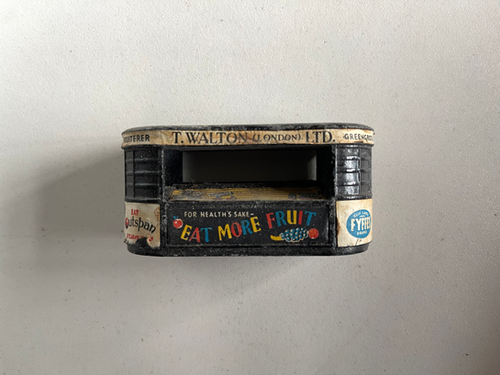 WARDIE MASTER MODELS No 37 WALTON'S FRUIT STALL | jwmodelrailways