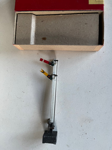 TRIX TTR DOUBLE ARM SIGNAL - MANUAL, HOME & DISTANT | jwmodelrailways