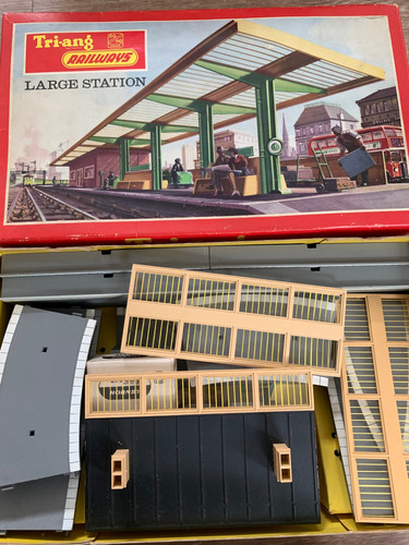 R.459A LARGE STATION SET | jwmodelrailways