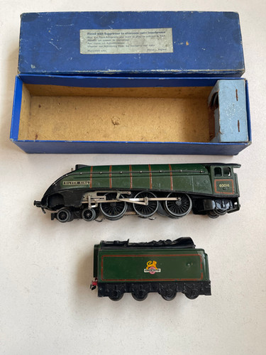 EDL11 4-6-2 SILVER KING 3 RAIL LOCOMOTIVE & TENDER | jwmodelrailways