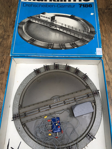 MARKLIN M 7186 ELECTRIC TURNTABLE | jwmodelrailways