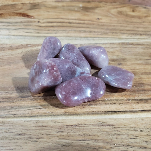 Raspberry Quartz | The Alchemist Den