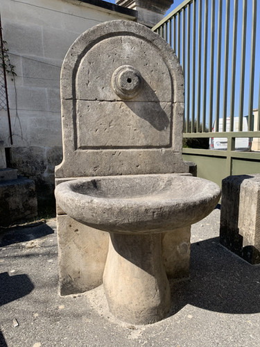 Fontaine pierre de Caberan | Matériaux-Demichelis