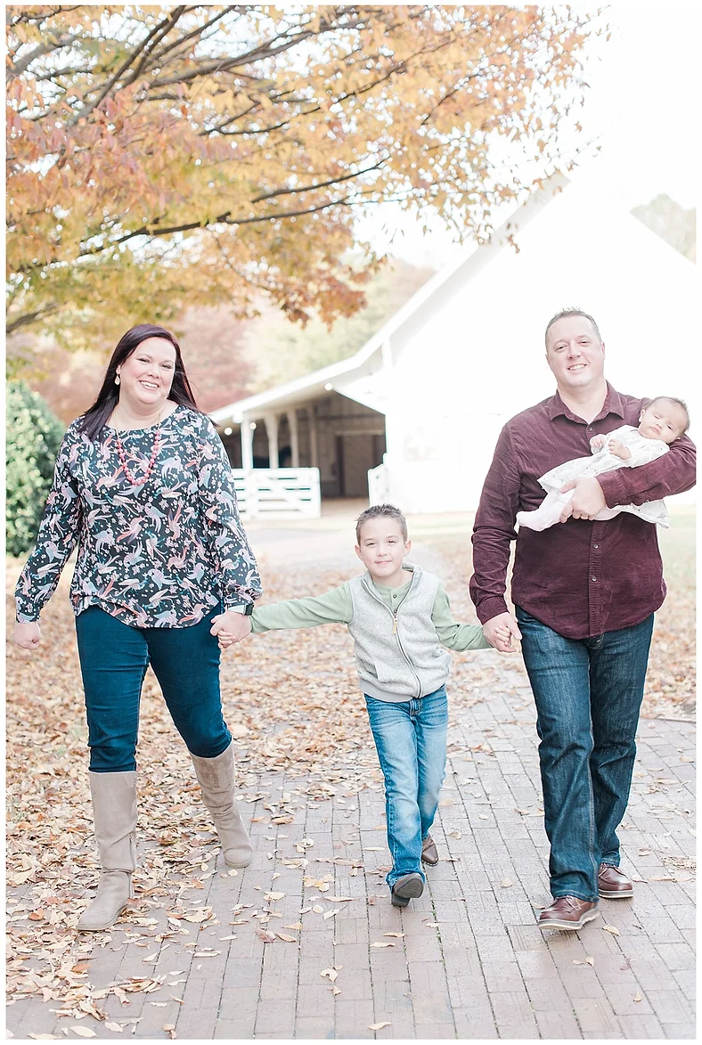 The Gurthrie Family - whitneygremaud.com