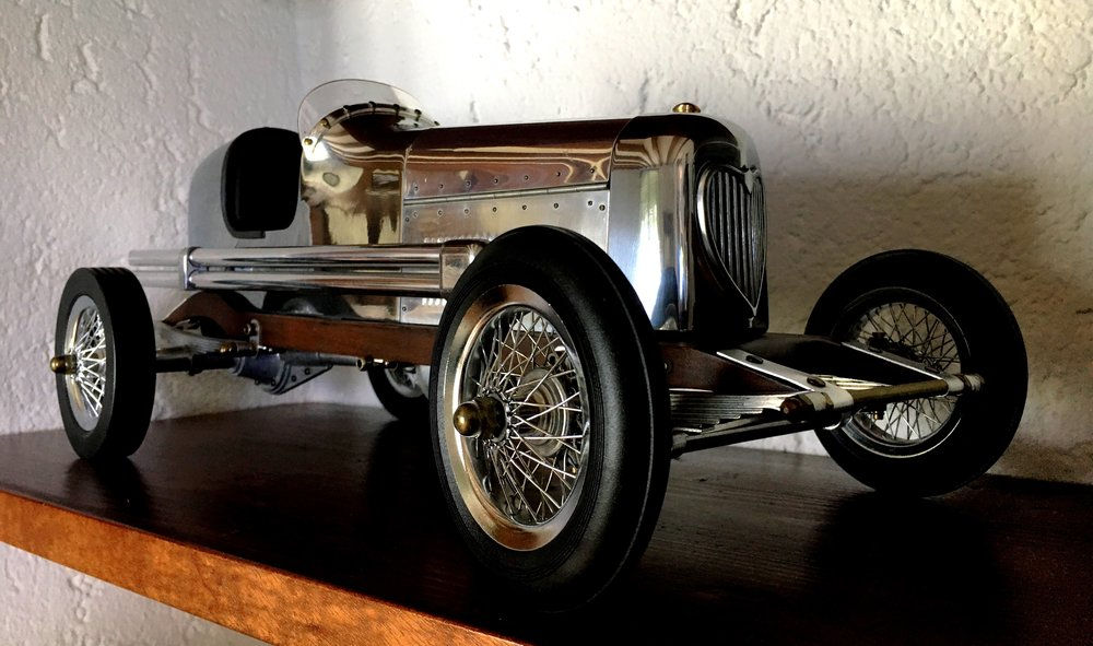 Spindizzies: amazing miniature racing cars