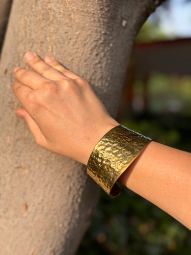 Textured Handcrafted Gold Brass Short Handcuff | Abelhouse Latest