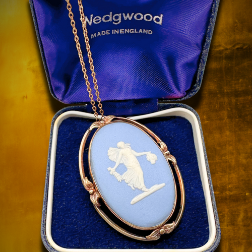 MIDCENTURY – LARGE Blue WEDGWOOD Jasperware 9k Gold Neoclassical ...