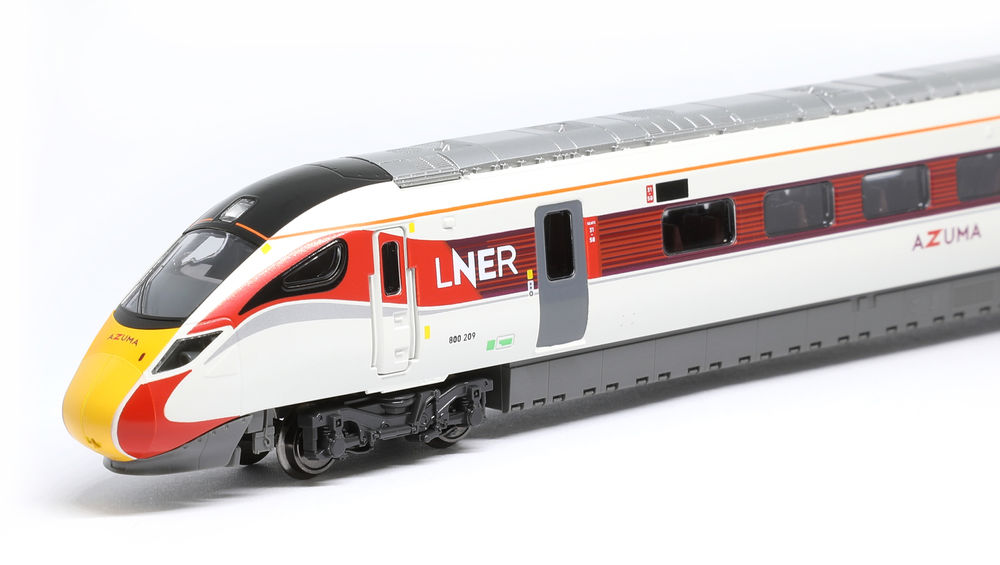 Kato LNER 'Azuma' Class 800 arrives