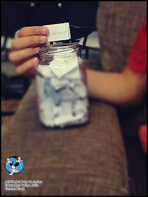 Atividade: Pote de Metas